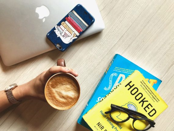 Best Amazon Business Books For Bloggers & Entrepreneurs - The She Approach